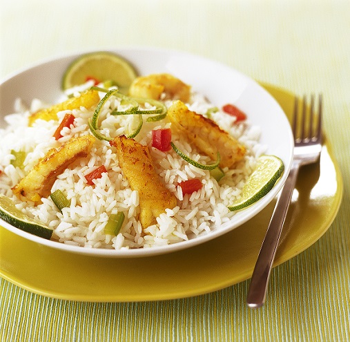 Riz thaï cuisiné à la lotte, aux poivrons et au citron vert - Le Grand ...