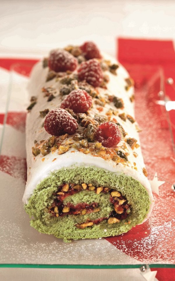 La bûche pistache-framboises - Le Grand Pastis