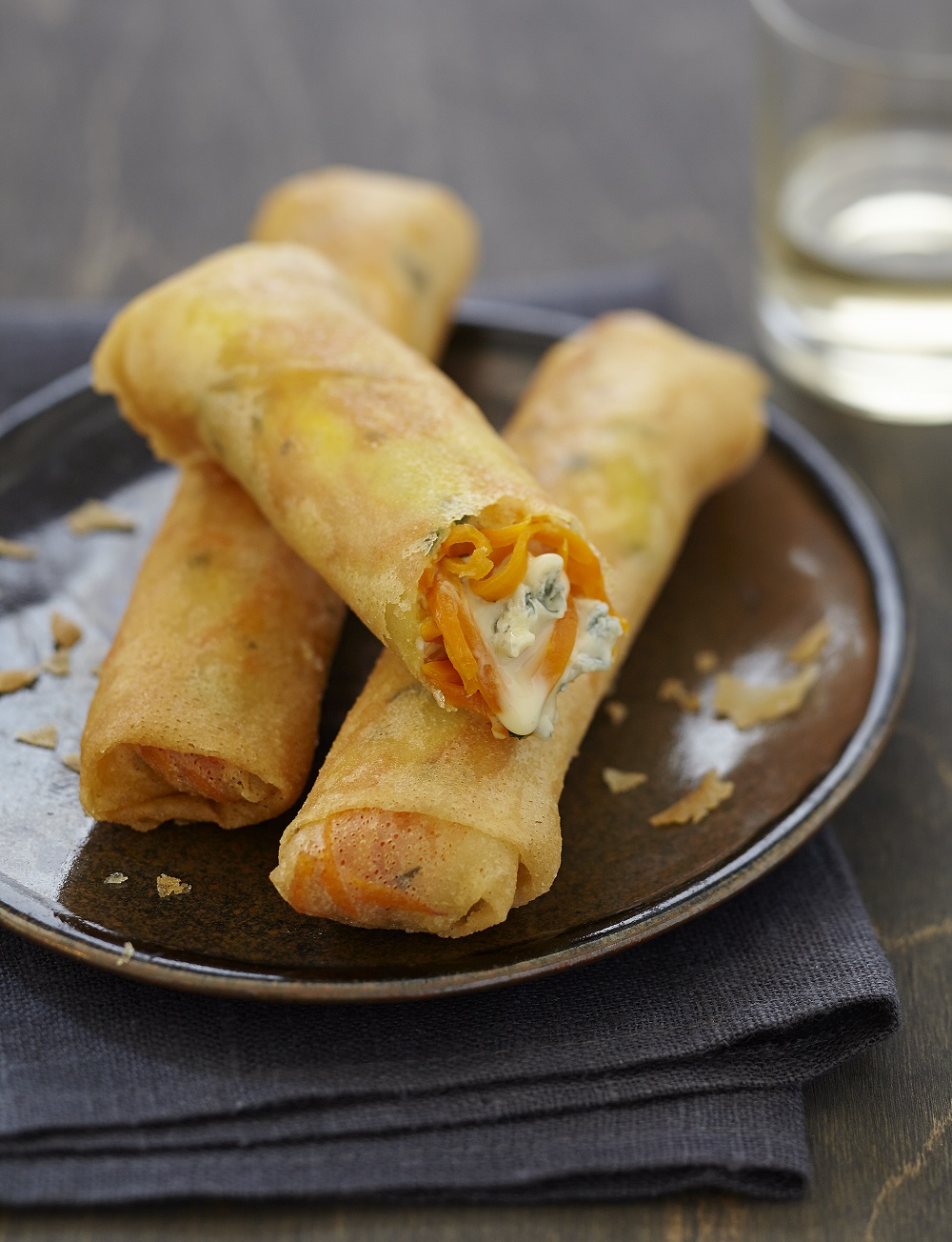 Nems croustillants aux carottes et au fromage - Le Grand Pastis