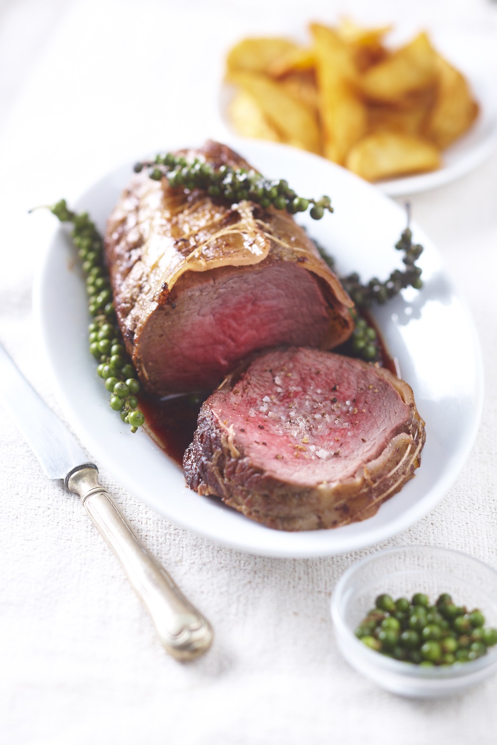 Rôti de bœuf au poivre frais - Le Grand Pastis